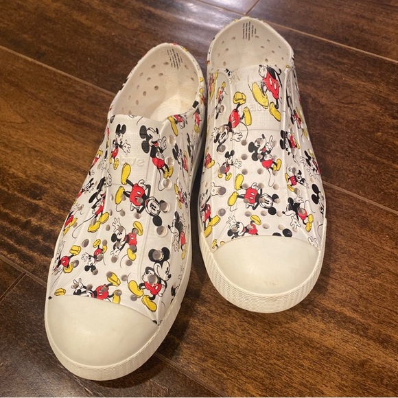 Native Shoes | Shoes | Disney Kids Slipon Shoes Mickey Mouse Design ...